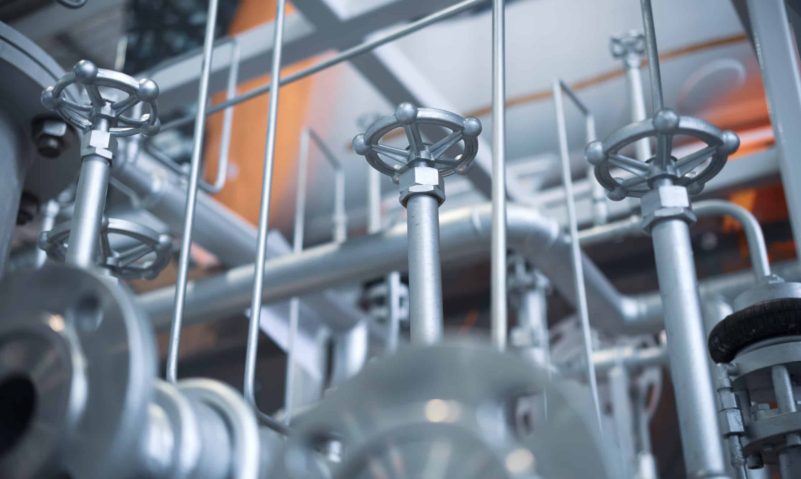 Explaining Cryogenic Piping Systems | Oxygen Service Company