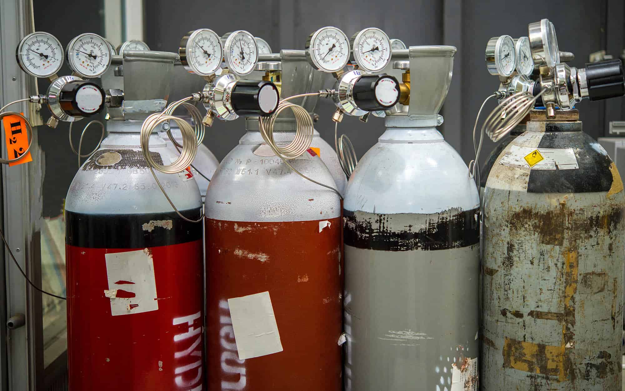 The Uses of Hydrogen Across Industries | Oxygen Service